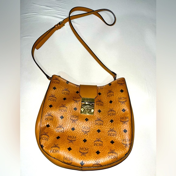 MCM | Bags | Rare Mcm Patricia Visetos Large Habo | Poshmark